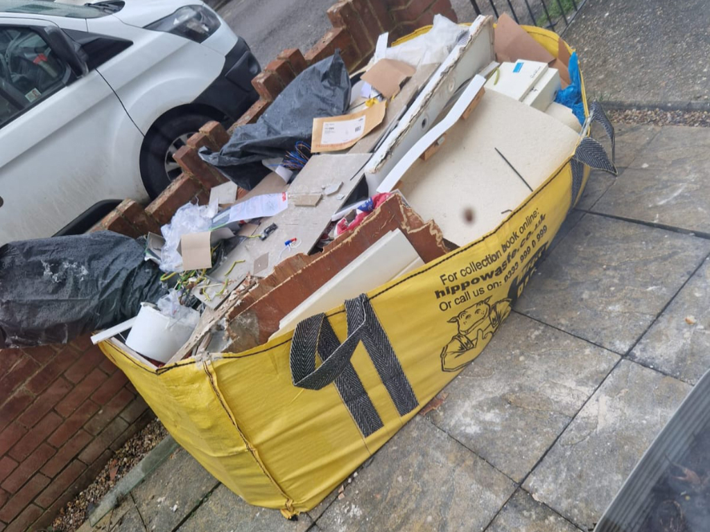 Skip Bag Hire in Surrey & Sussex | KD Clearance